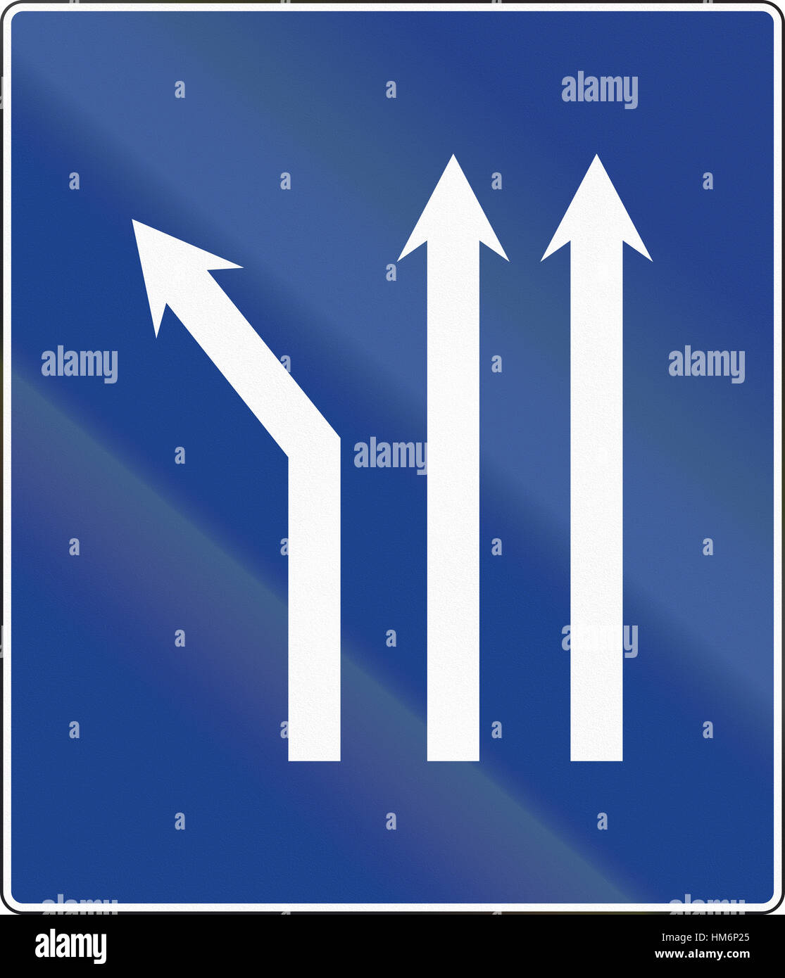 Three lane carriageway hi-res stock photography and images - Alamy