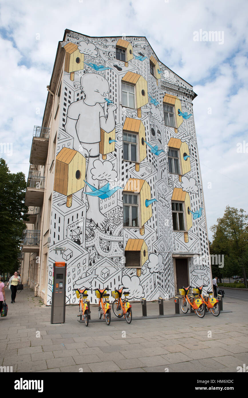 A large-scale mural by Italian wall artist Millo, Vilnius, Lithuania ...