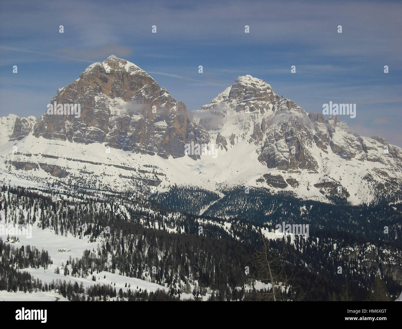 Snowy Peaks: Tofane Stock Photo - Alamy