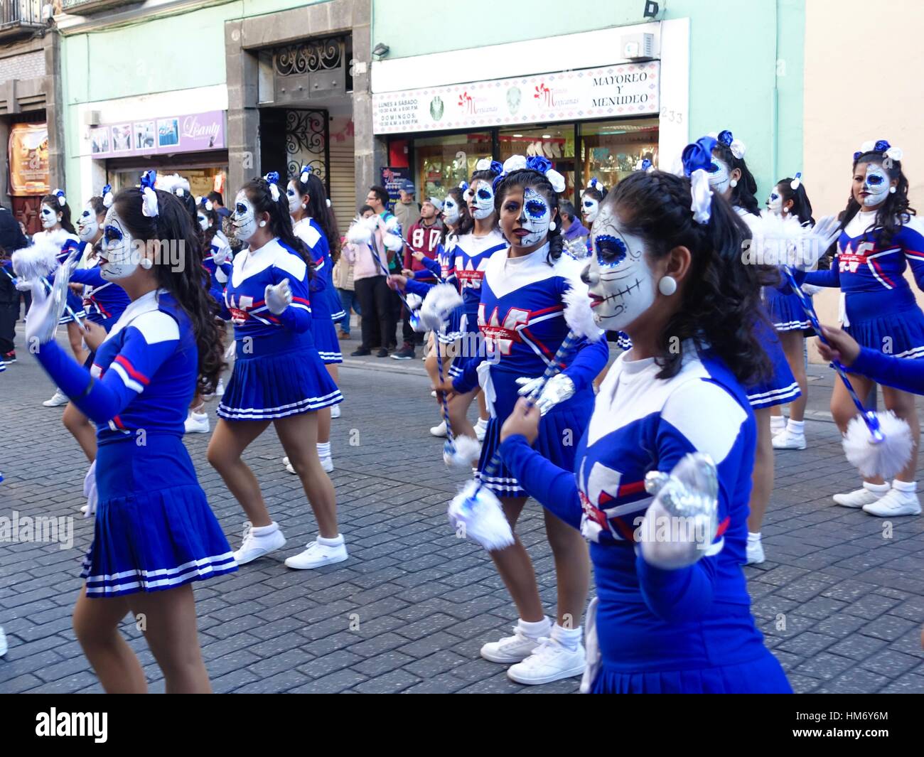 Día de los Muertos, Mexican Day of the Dead, cheerleaders, dancers ...
