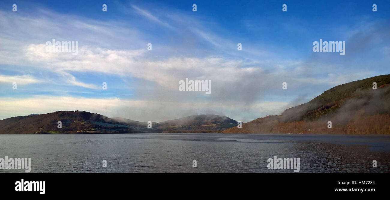 Loch ness castle boat hi-res stock photography and images - Alamy