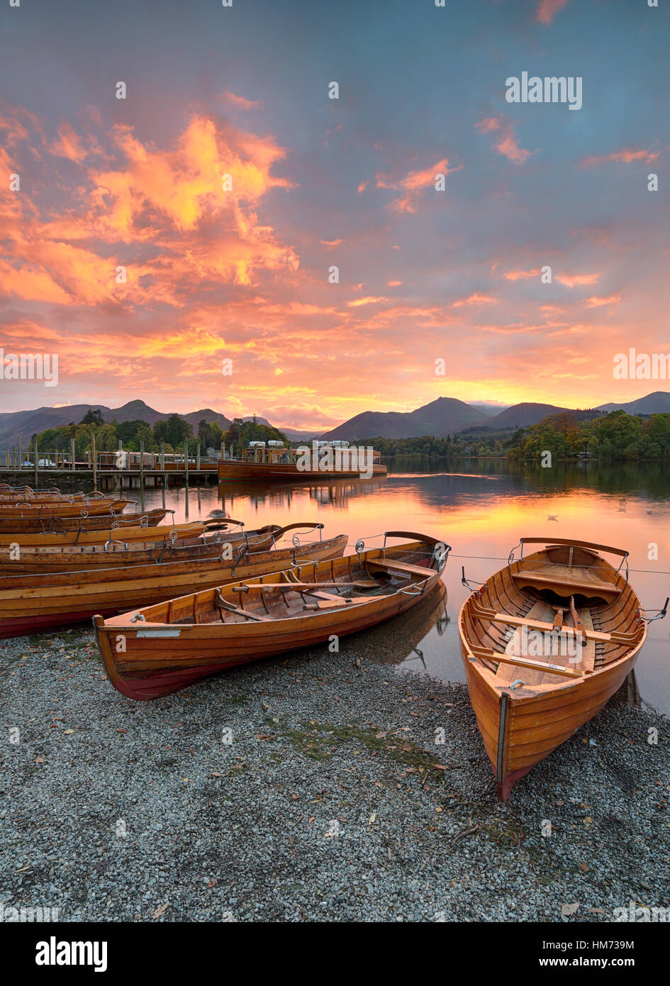 Fiery sunset lake district hi-res stock photography and images - Alamy