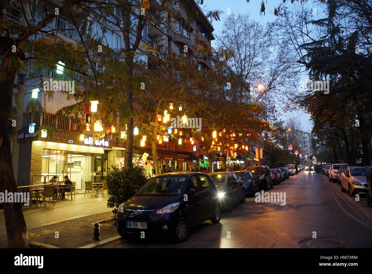Istanbul kadikoy moda hi-res stock photography and images - Alamy
