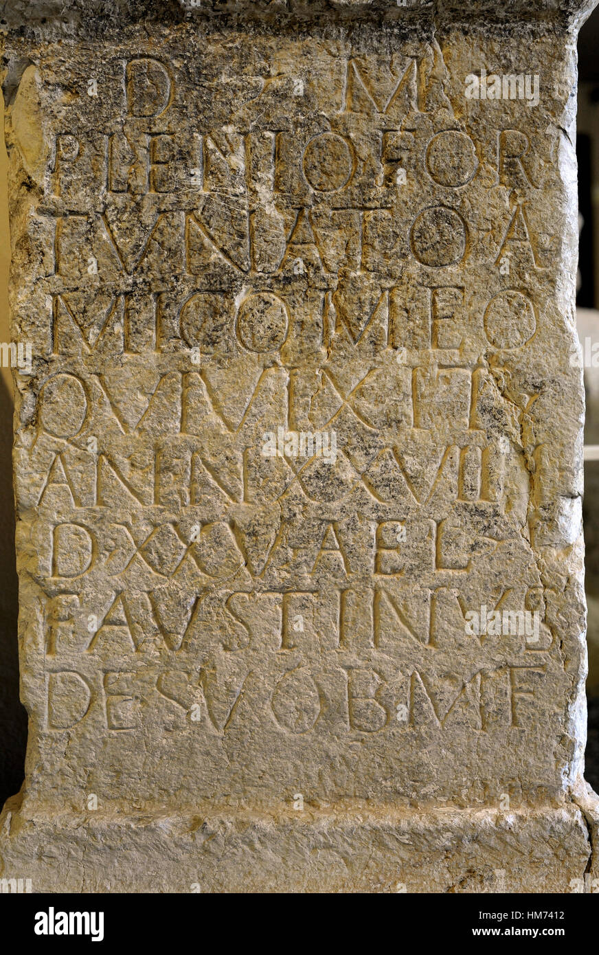 Funerary Ara dedicated to Publius Lenius Fortunatus. Lived 29 years and ...