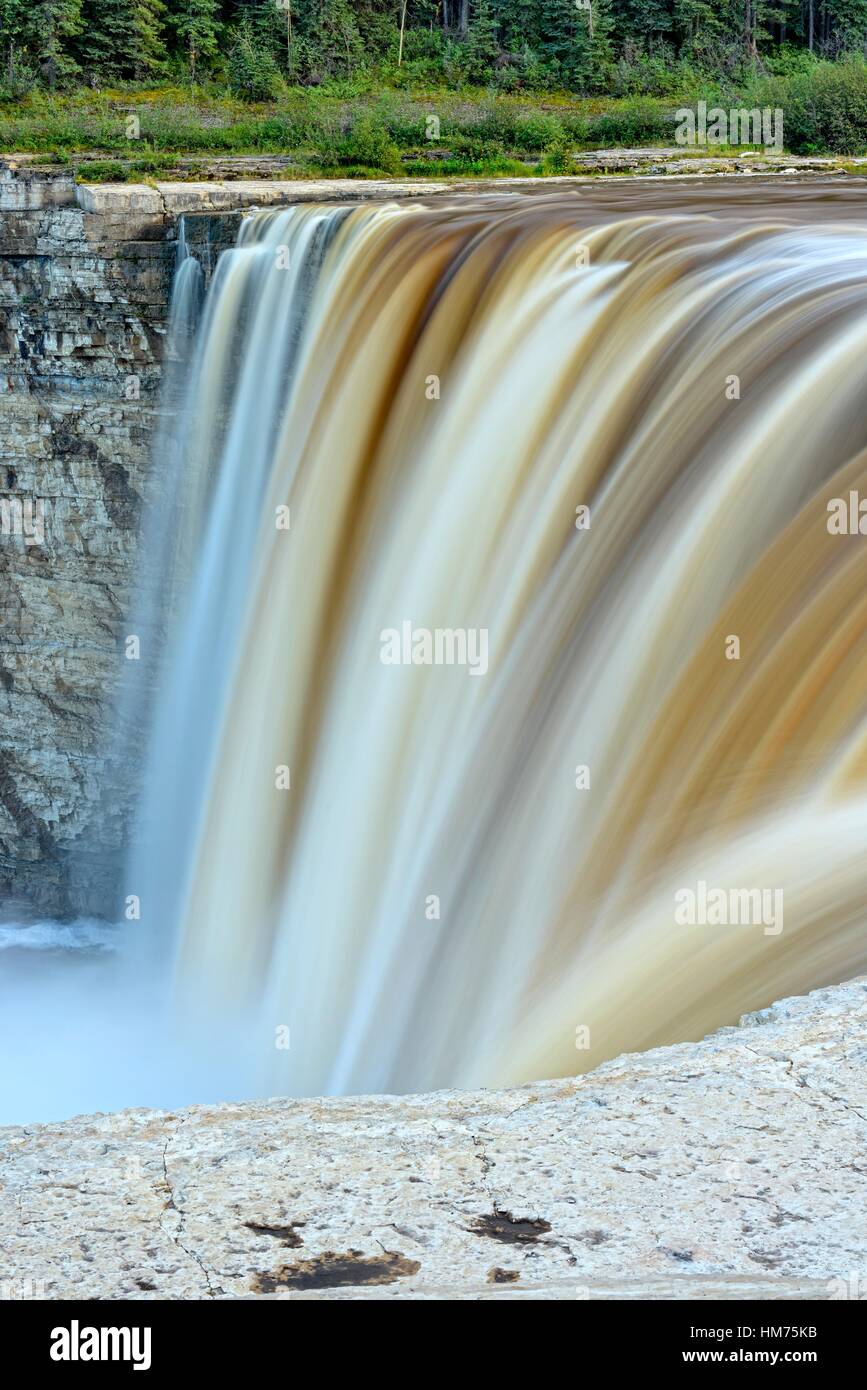 Waterfall at alexandra falls hi-res stock photography and images - Alamy