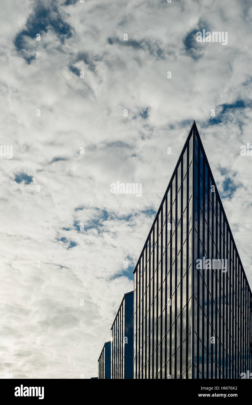 Business building architecture hi-res stock photography and images - Alamy