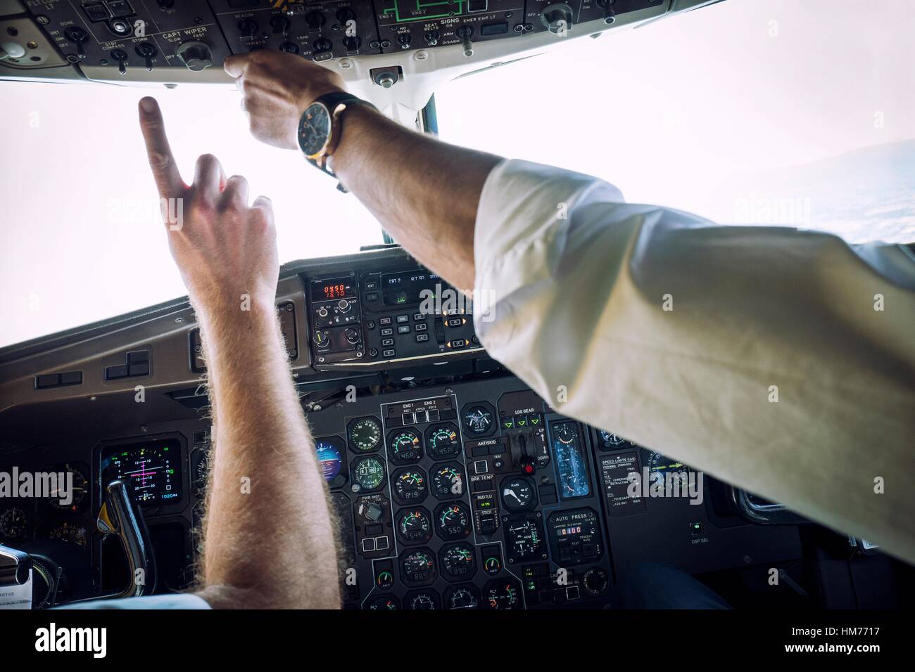 Two pilots hi-res stock photography and images - Alamy
