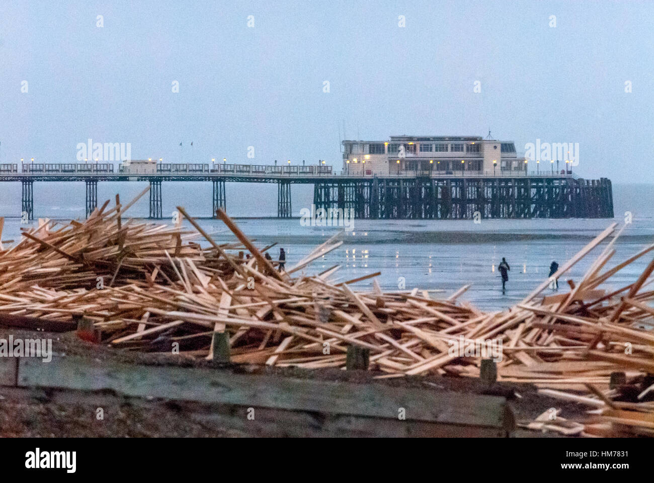 Restau hi-res stock photography and images - Alamy