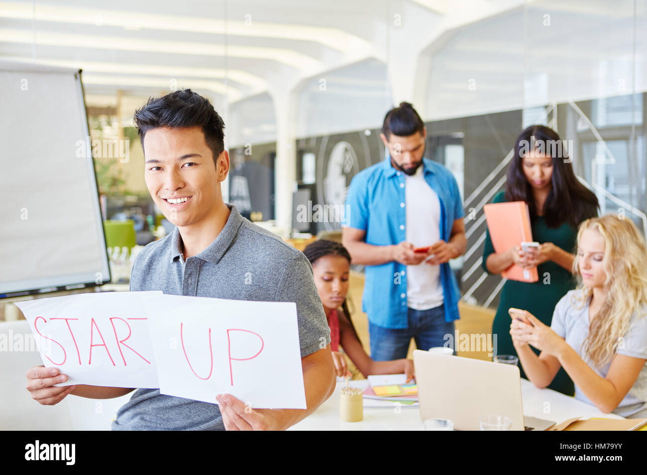 Start up workshop hi-res stock photography and images - Alamy