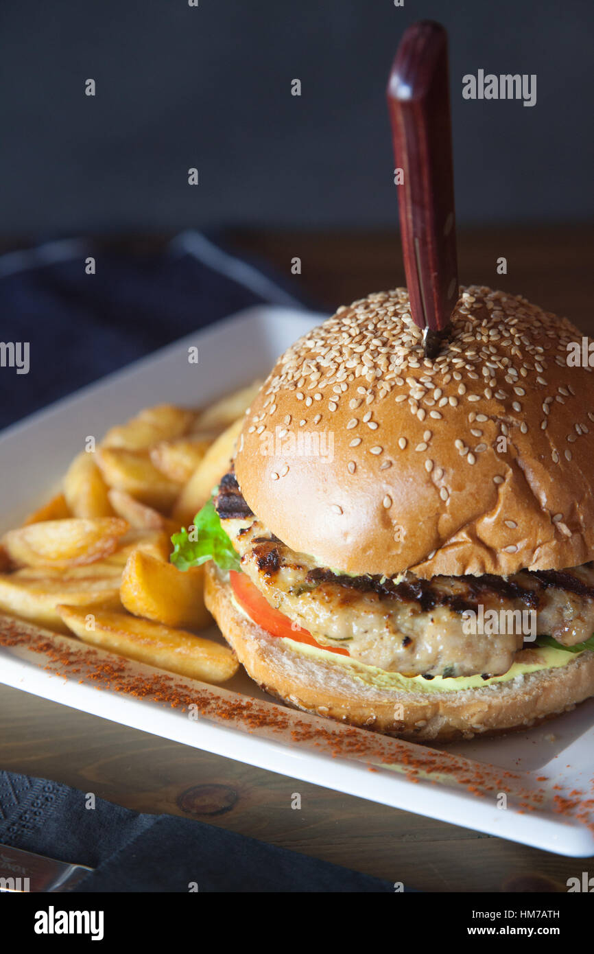 Chicken burger restaurant hi-res stock photography and images - Alamy