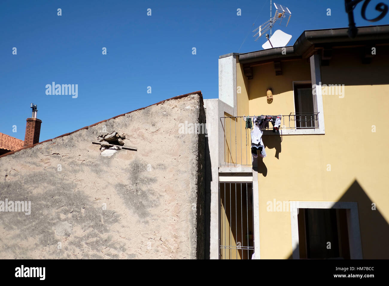 Plaster balcony hi-res stock photography and images - Alamy