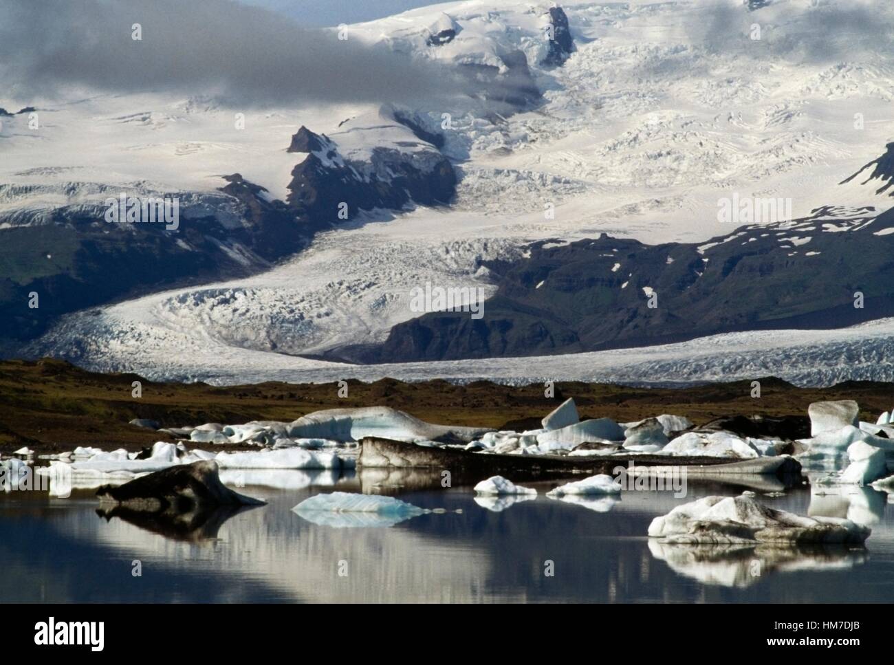 View of Jokulsarlon glacial lake with views of the surrounding glaciers ...