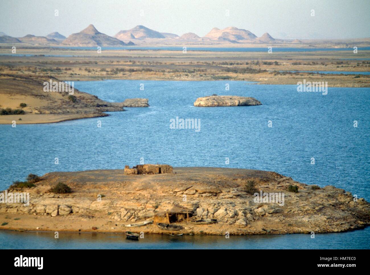 Islet in the nile river hi-res stock photography and images - Alamy