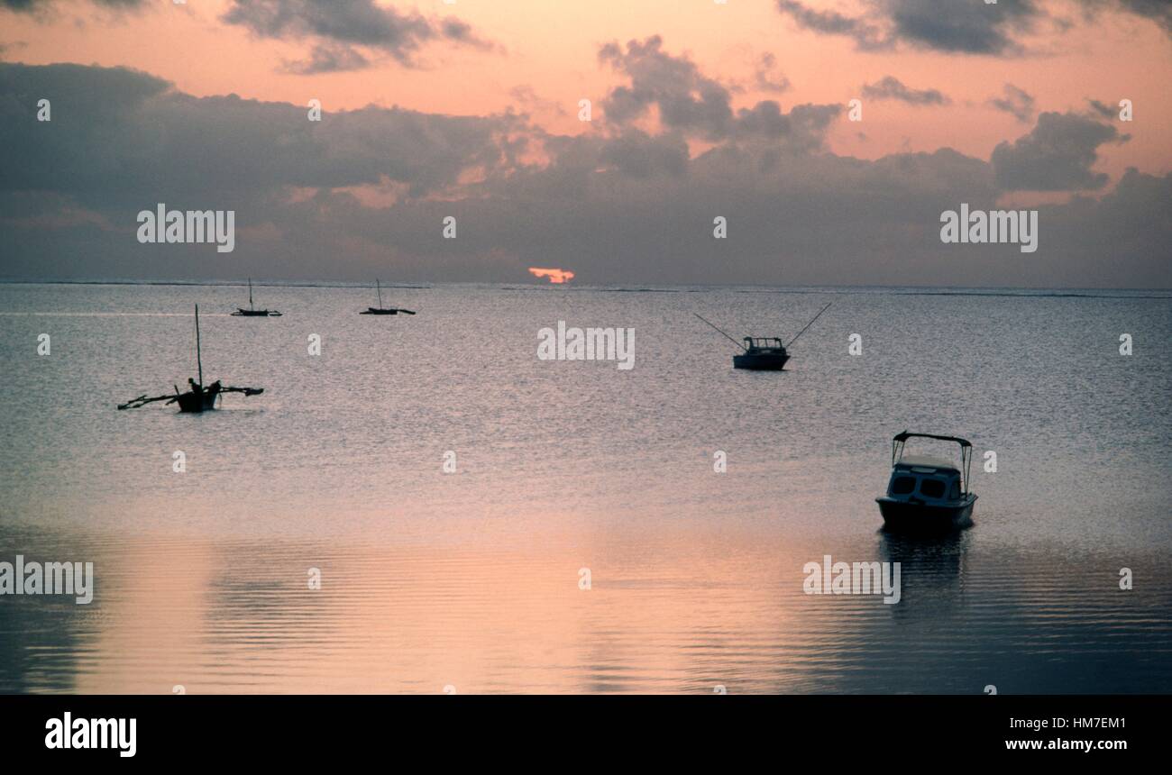 Boats in the Indian Ocean near Mombasa, Kenya Stock Photo - Alamy