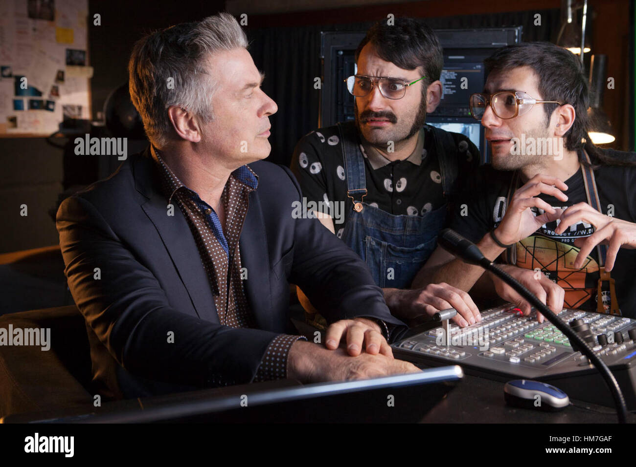 TORRENTE 5, (aka TORRENTE V: MISION EUROVEGAS), from left: Alec Baldwin ...