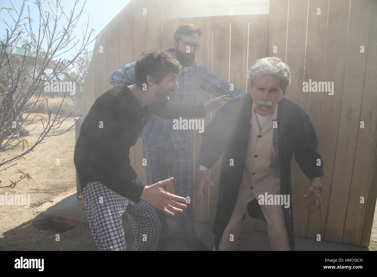 UN PADRE NO TAN PADRE, from left, Benny Ibarra, Arturo Barba, Hector ...