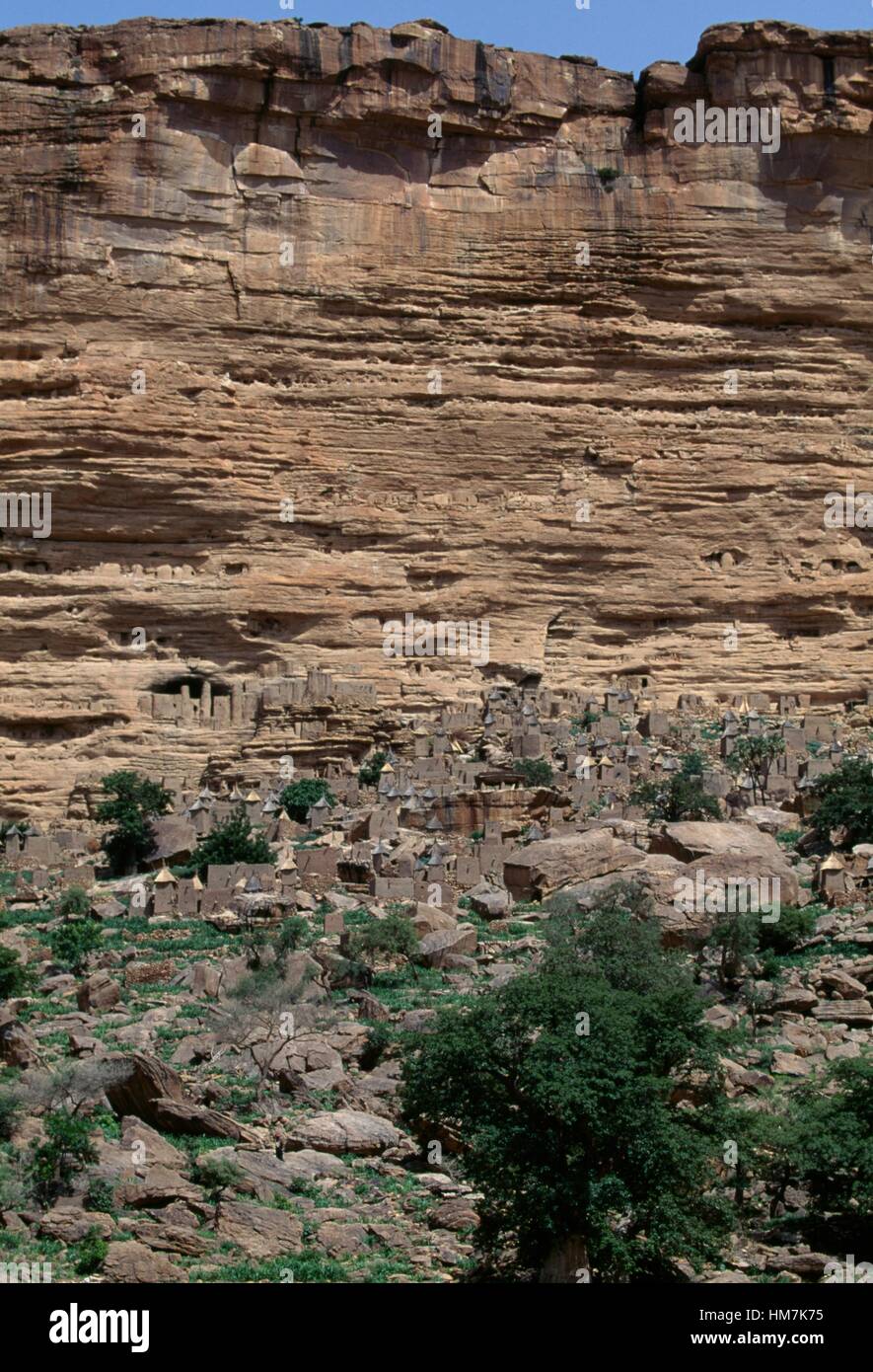 The village of Ireli, Cliff of Bandiagara, land of the Dogons (UNESCO ...