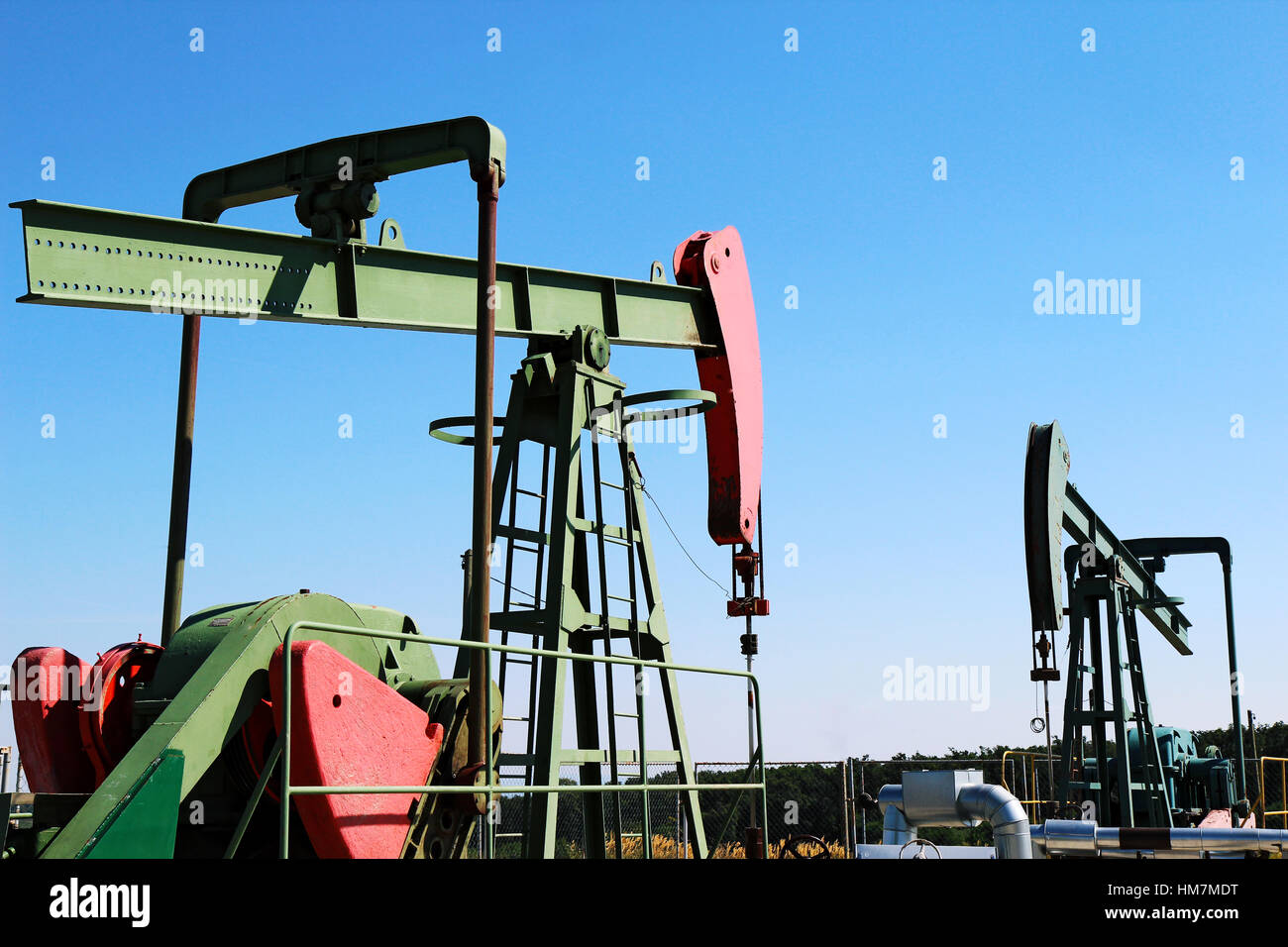 Oil pump jacks hi-res stock photography and images - Alamy
