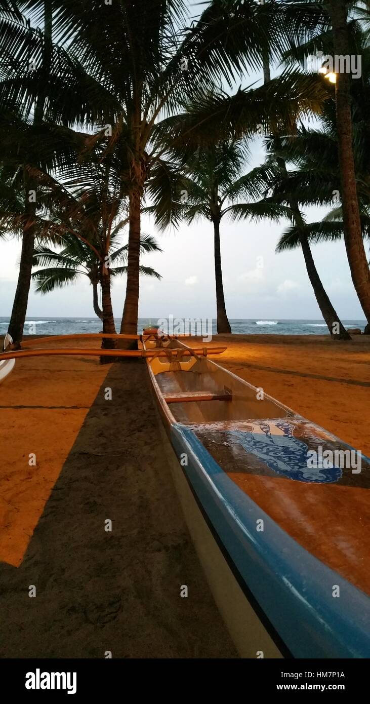 canoe on a beach Stock Photo - Alamy