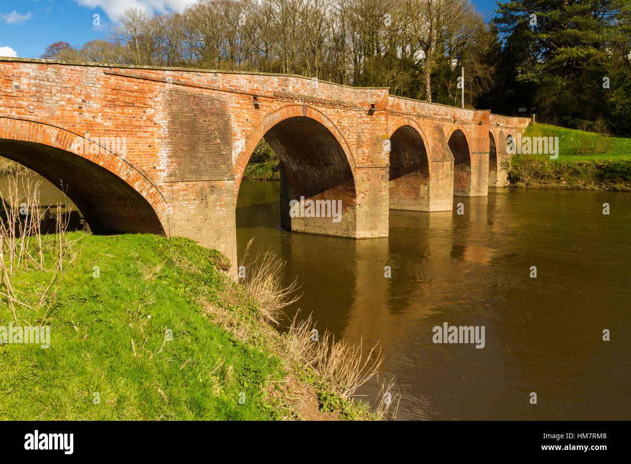 River Wye with Bredwardine bridge crossing it. Arched bridge Stock ...