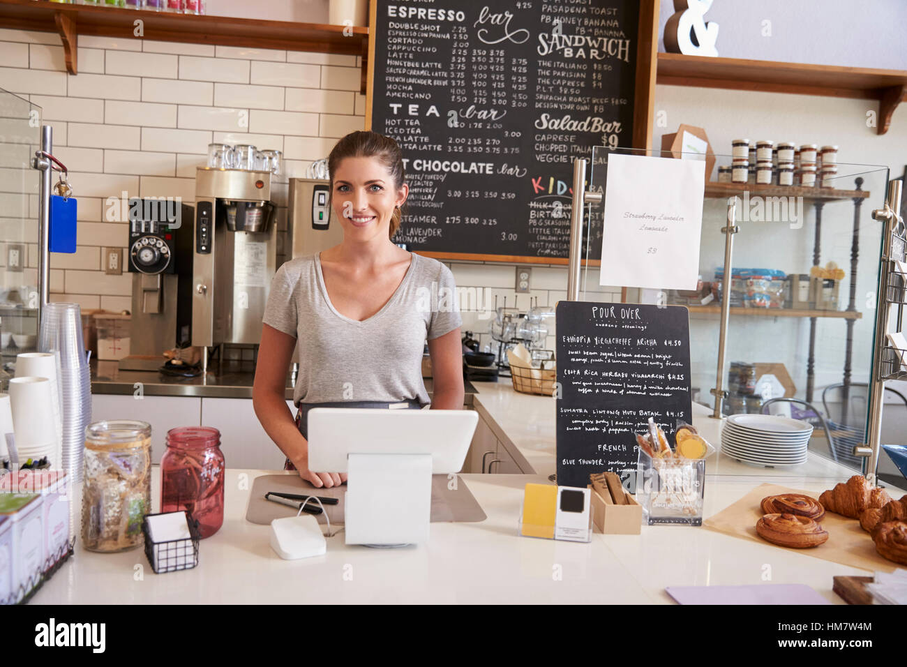 Employee behind deli counter hi-res stock photography and images - Alamy