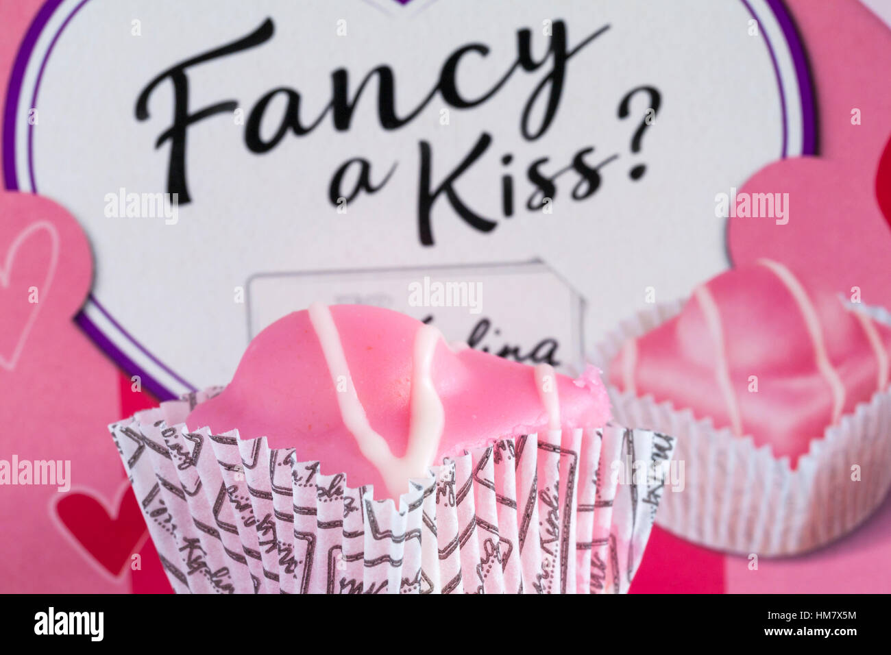 Kiss Logo High Resolution Stock Photography and Images - Alamy