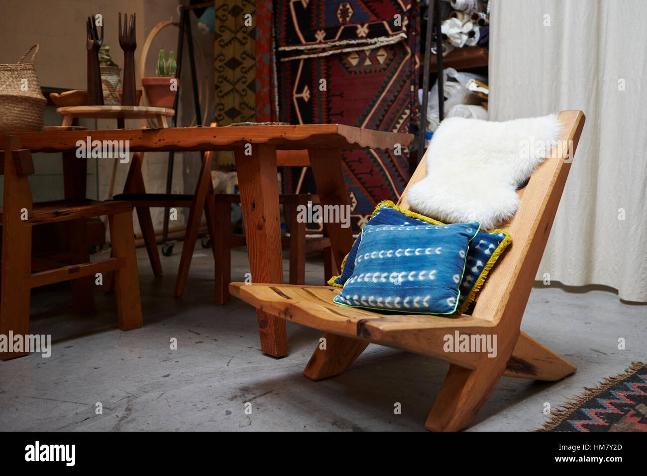 Low furniture hi-res stock photography and images - Alamy