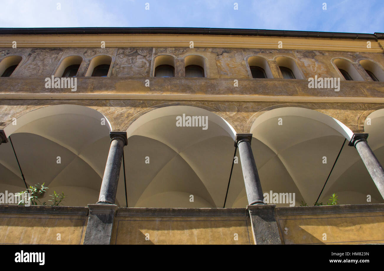 portico and columns Stock Photo - Alamy