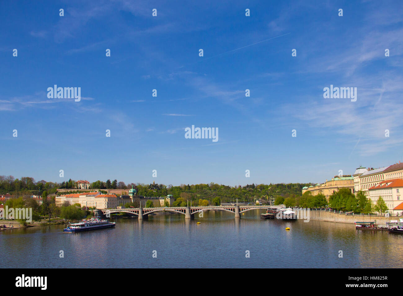 bridge and boats on a river Stock Photo - Alamy