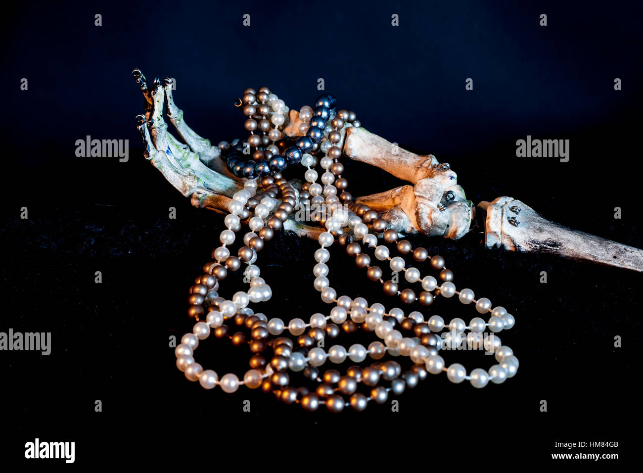Gore gory hi-res stock photography and images - Alamy