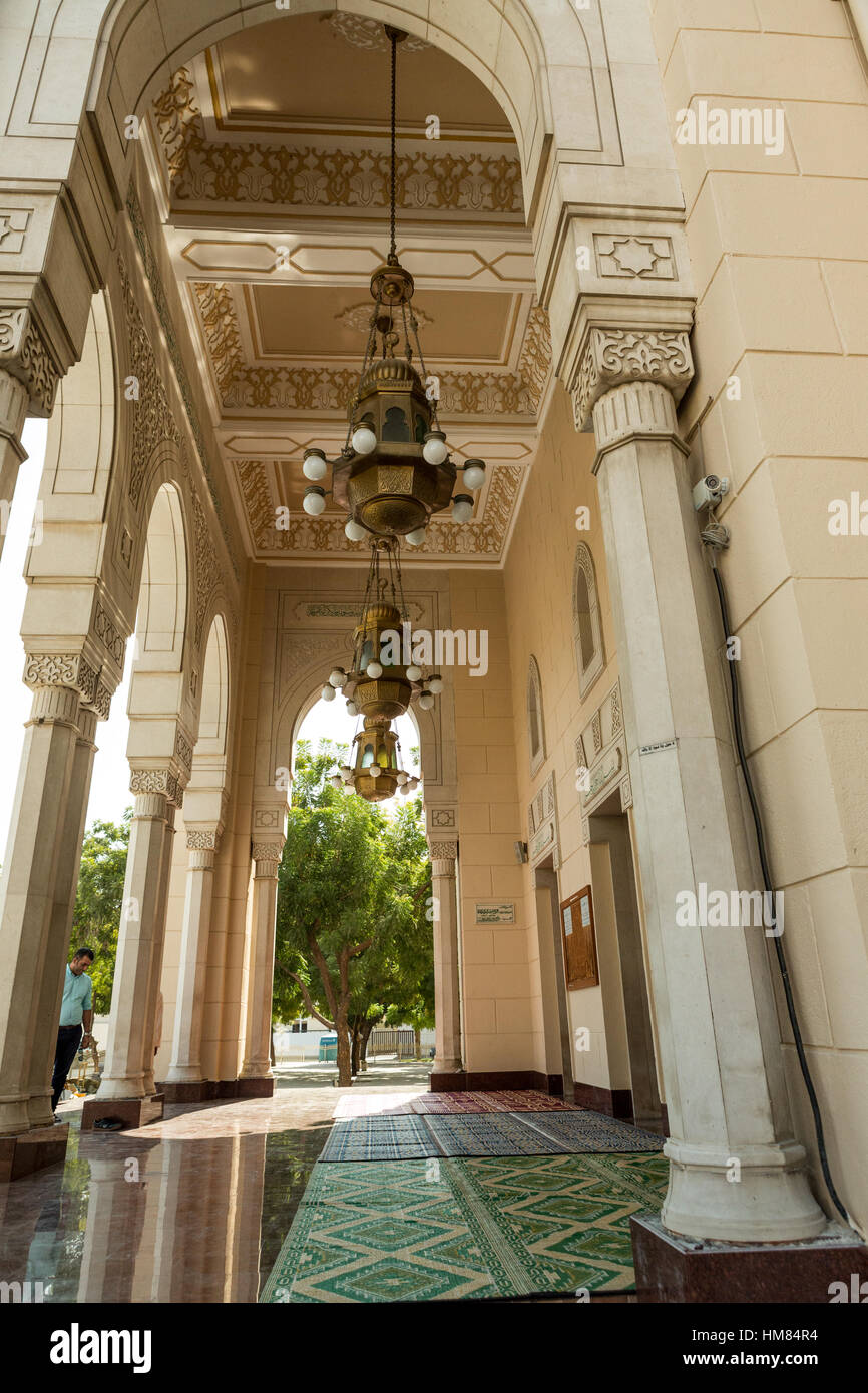 DUBAI, UNITED ARAB EMIRATES - NOVEMBER 08, 2016: Jumeirah Mosque. It is ...