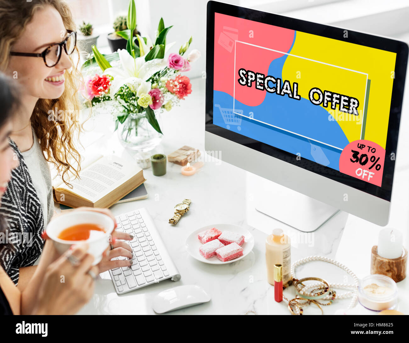 Online shopping promotion sale interface Stock Photo - Alamy
