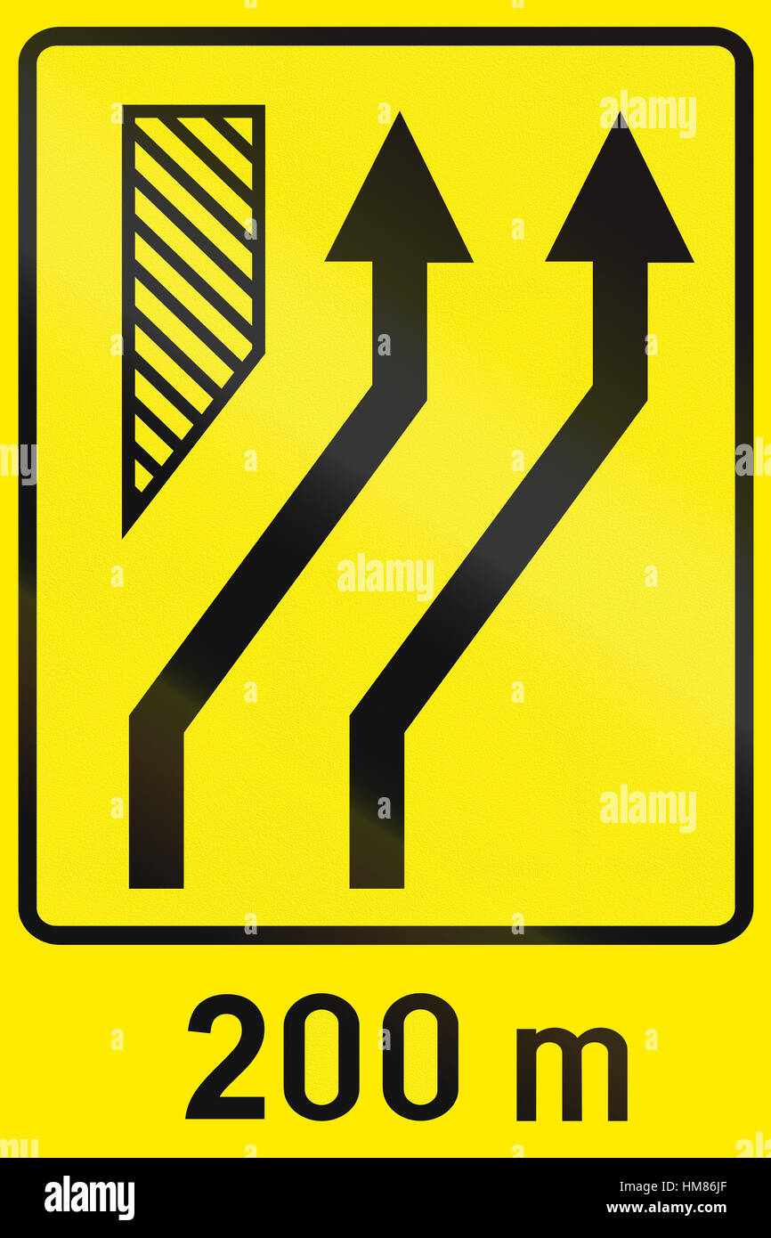 Slovenian road sign - Traffic lane management Stock Photo - Alamy