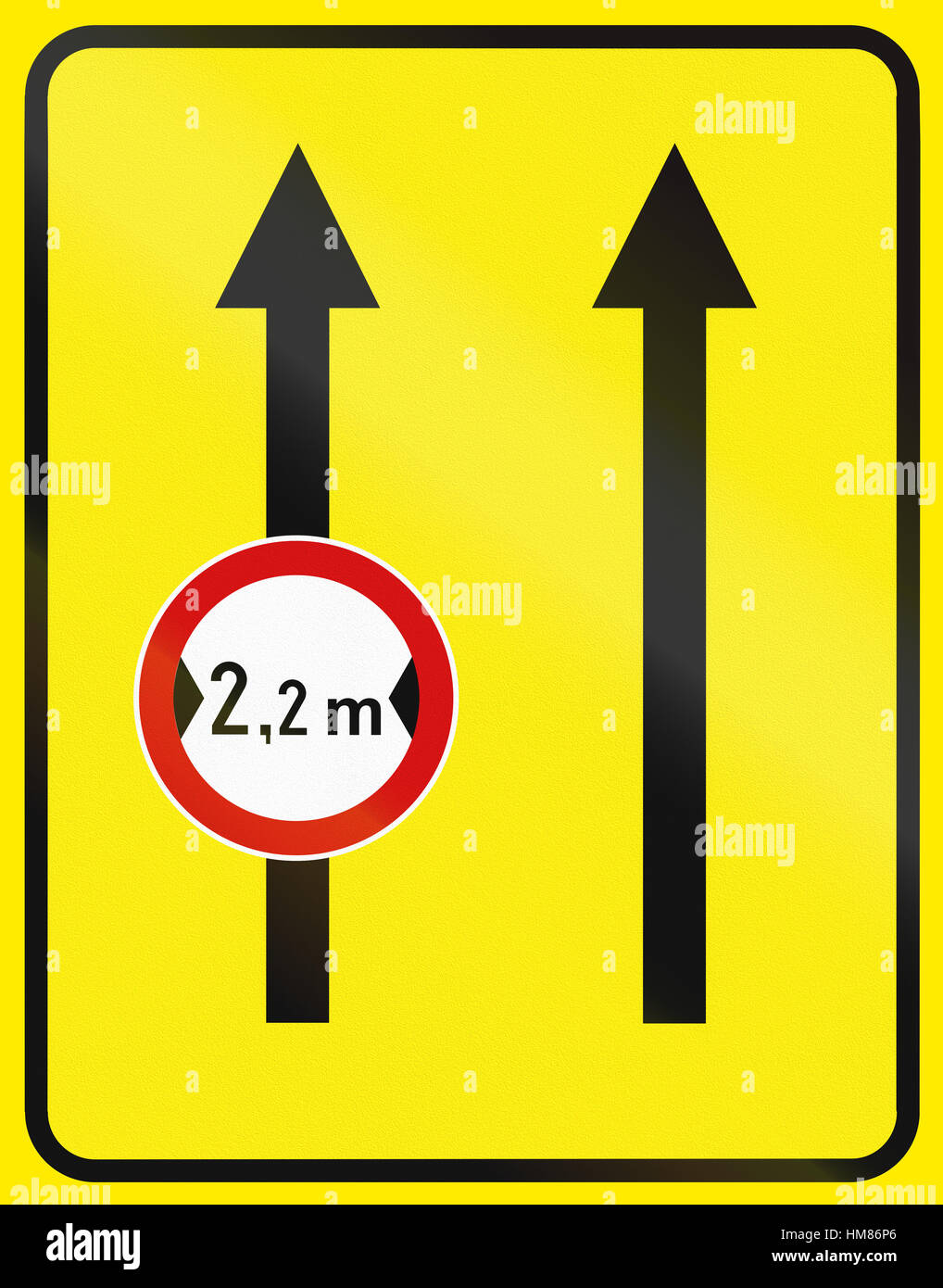 Slovenian road sign - Traffic lane management Stock Photo - Alamy