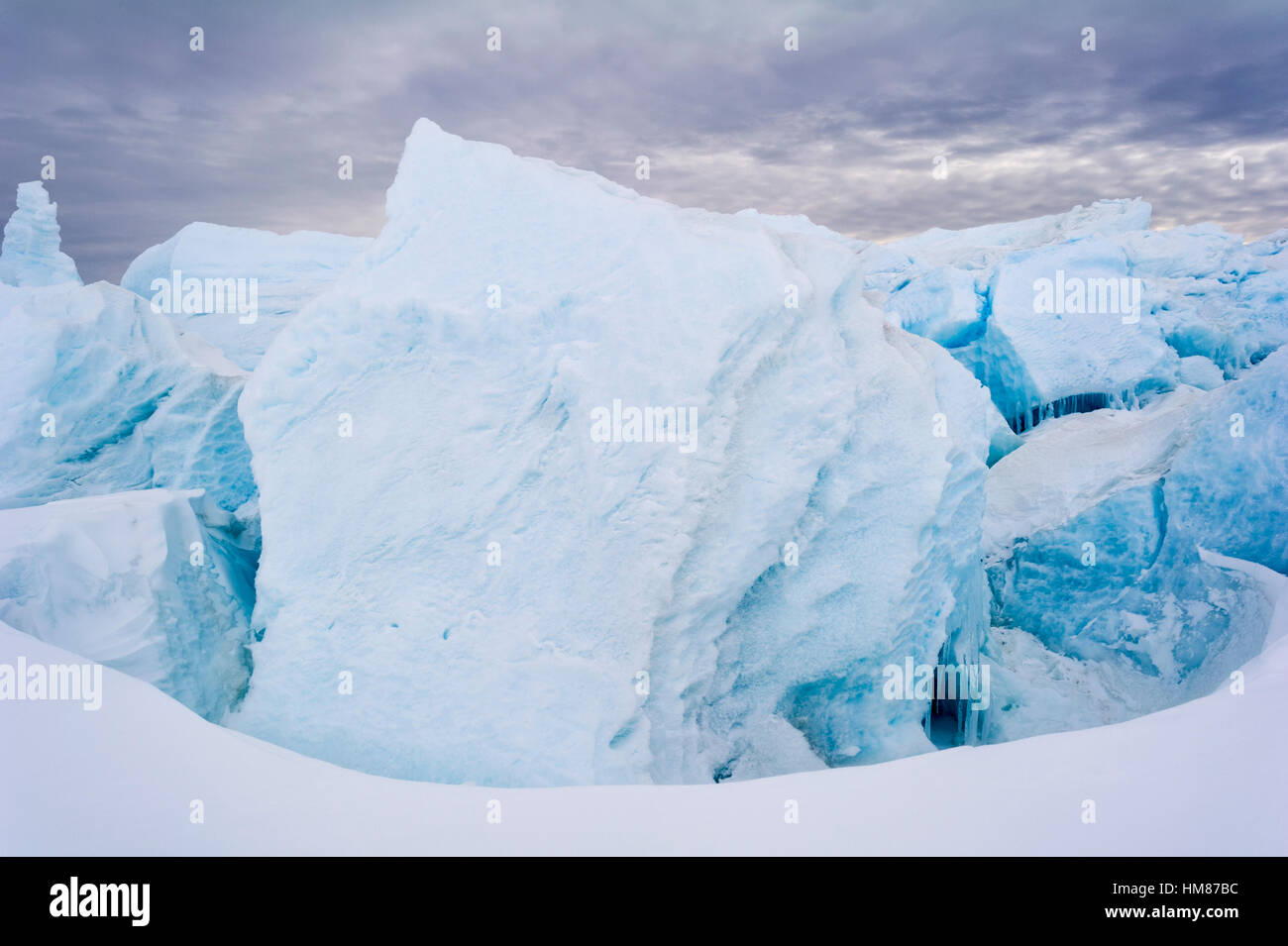 Pressure Ridge In Sea Ice High Resolution Stock Photography and Images ...