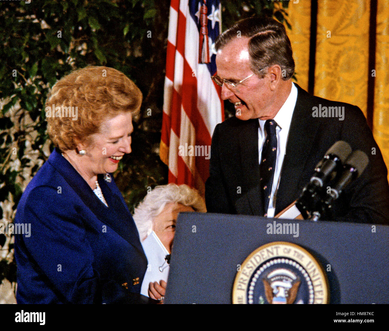 Margaret thatcher and president bush hi-res stock photography and ...