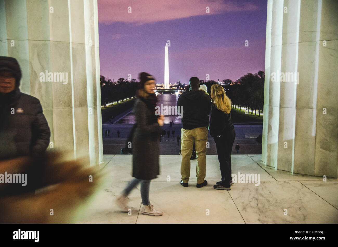 Washington dc usa people walking hi-res stock photography and images ...