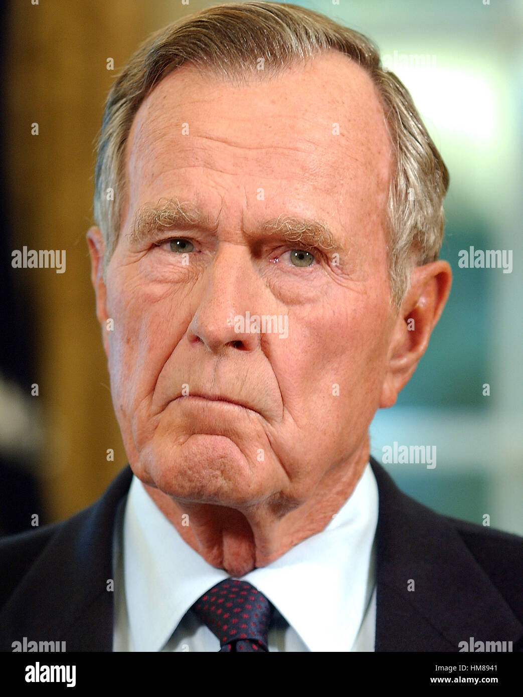 Bush george h w 2005 hi-res stock photography and images - Alamy