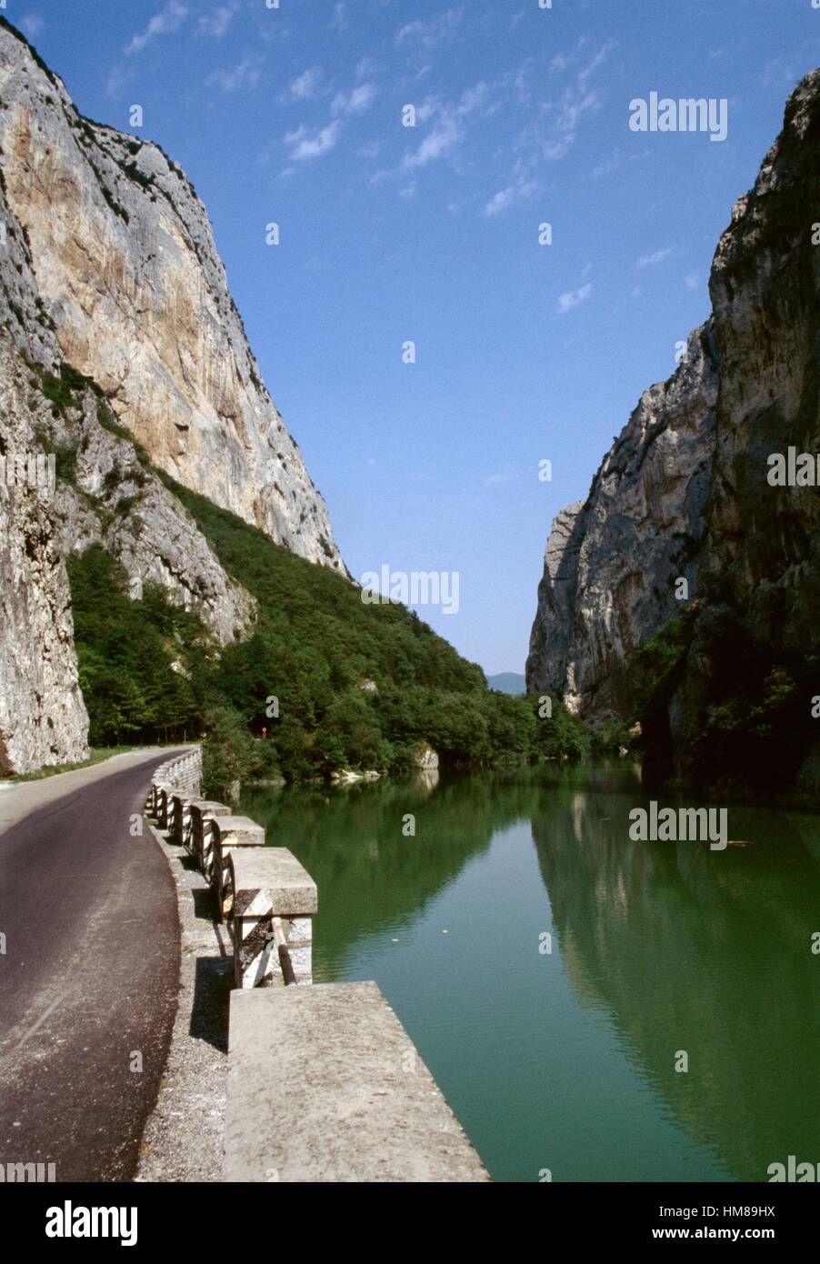 The Candigliano river, Furlo Gorge state natural reserve, Marche, Italy ...