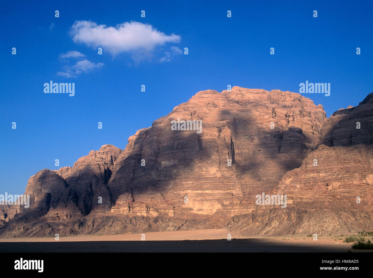 Red rock formations, Wadi Rum, Moon valley, Jordan Stock Photo - Alamy