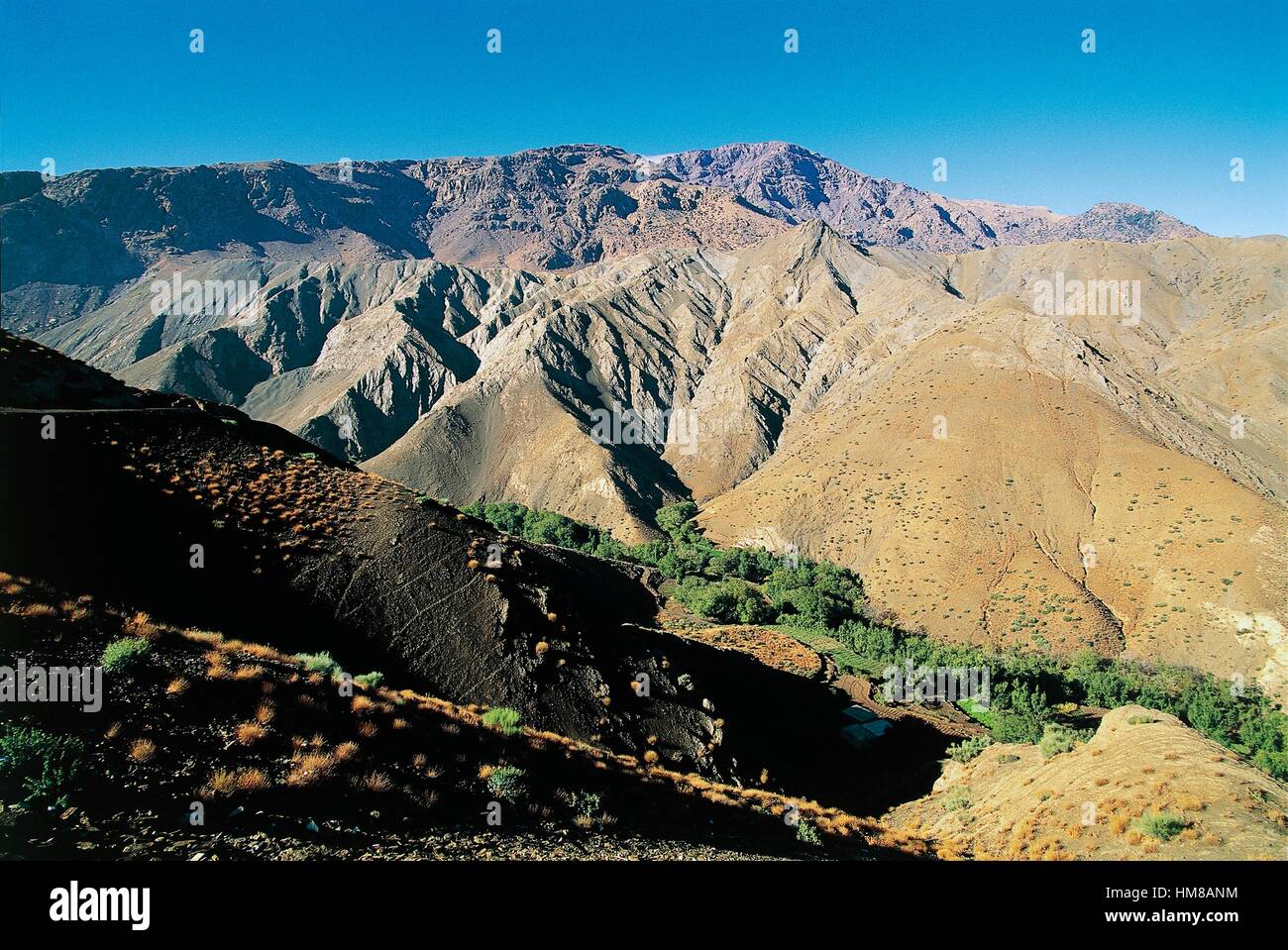 View of the valley from the Tizi N'Tichka pass, High Atlas, Morocco ...