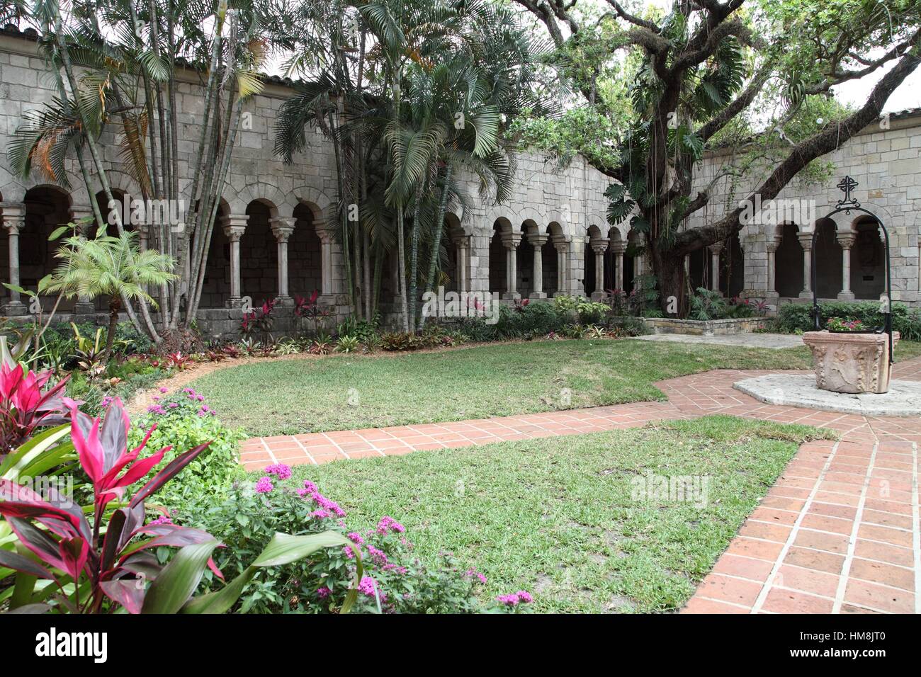 Miami museum interior hi-res stock photography and images - Alamy