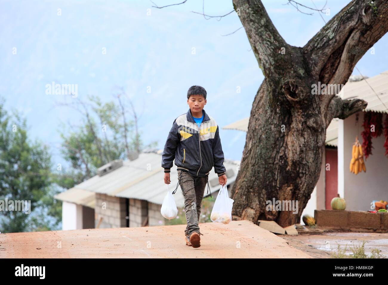 Luo peoples hi-res stock photography and images - Alamy
