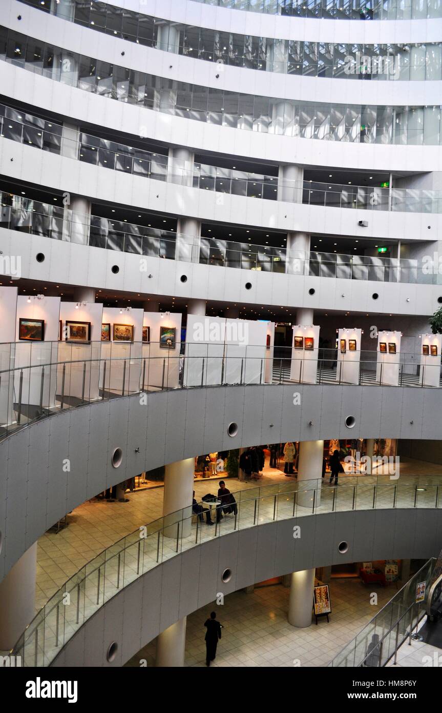 Acros building fukuoka japan hi-res stock photography and images - Alamy