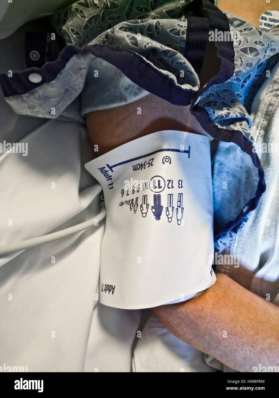 Blood Pressure Cuff High Resolution Stock Photography and Images - Alamy