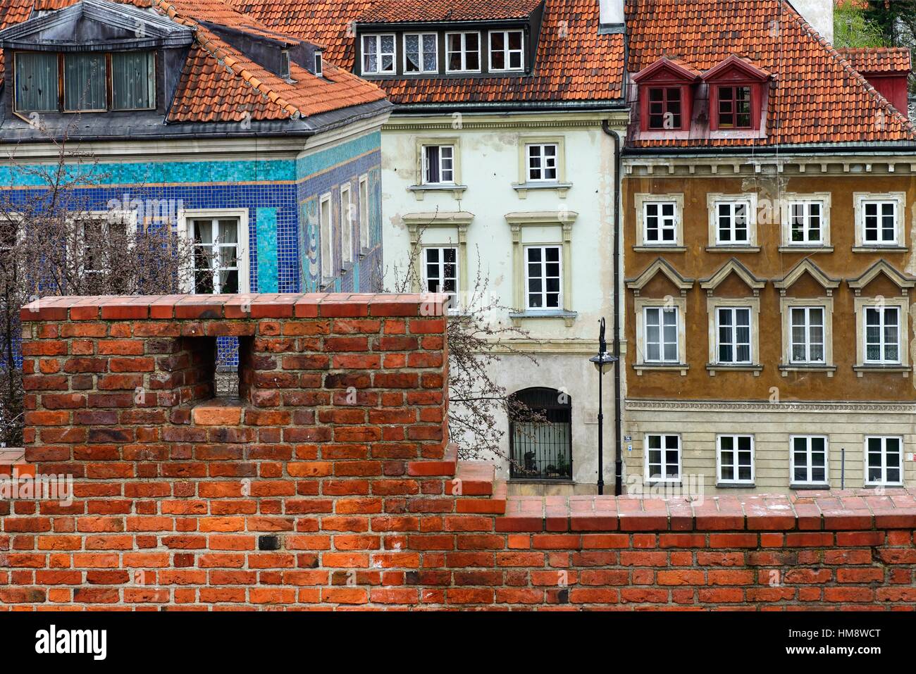 Traditional townhouses hi-res stock photography and images - Alamy