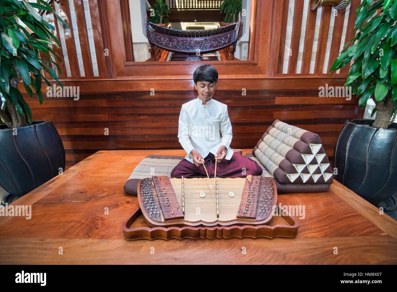 Roneat hi-res stock photography and images - Alamy