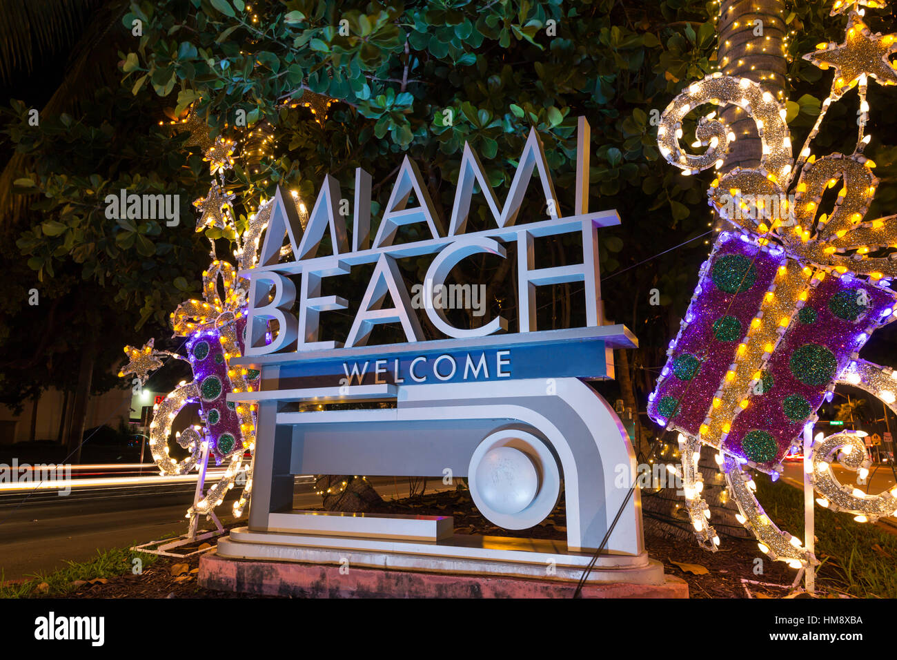 Christmas decorations welcome miami beach hi-res stock photography and ...