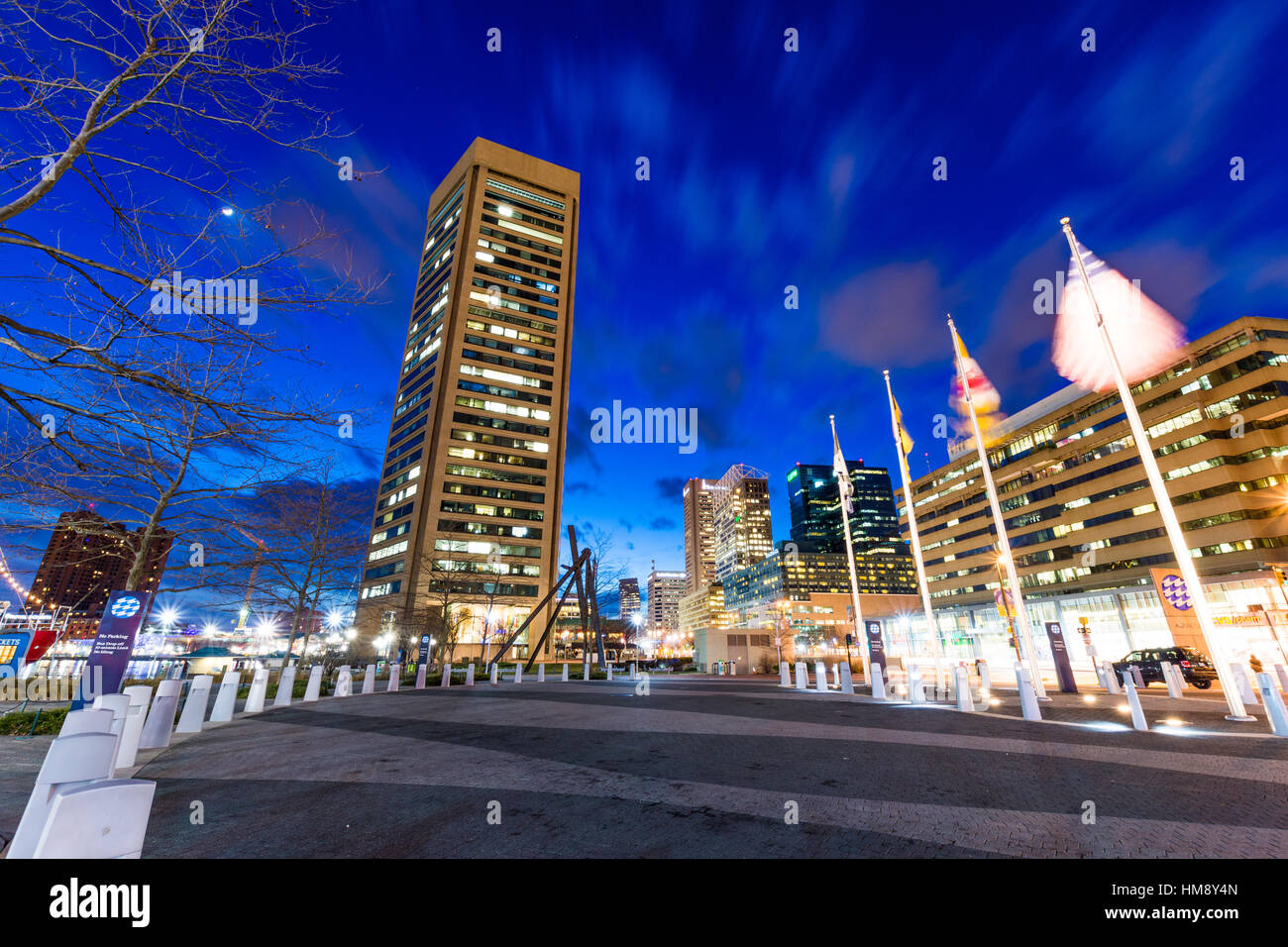 Waterfront night in fells point hi-res stock photography and images - Alamy