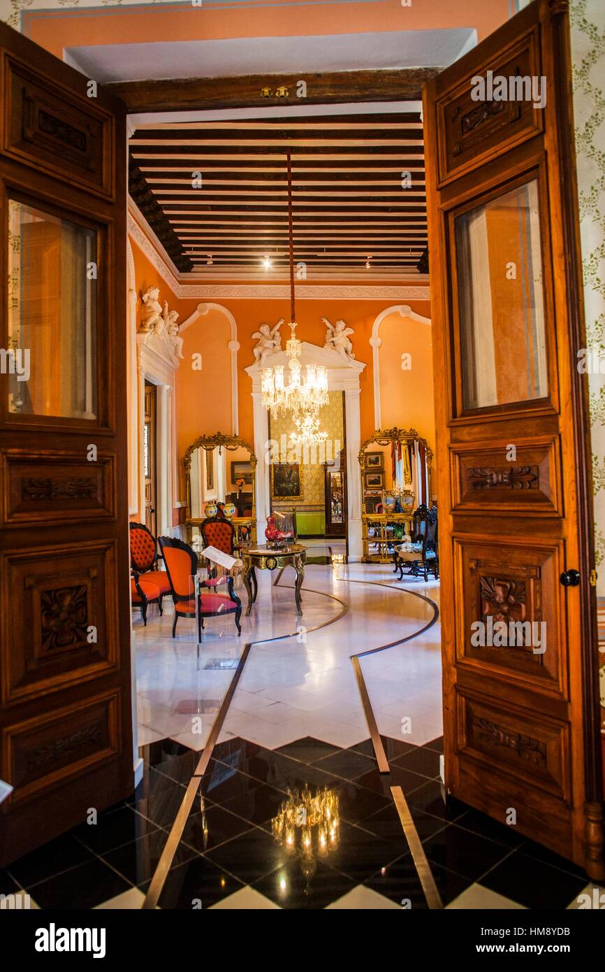 Casa colonial merida mexico hi-res stock photography and images - Alamy